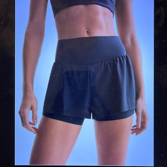 Oysho | Shorts | Oysho Fitness Compressive Shorts | Poshmark